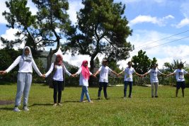 Outing: Pengertian dan Bedanya dengan Gathering & Outbound • Bellva ...