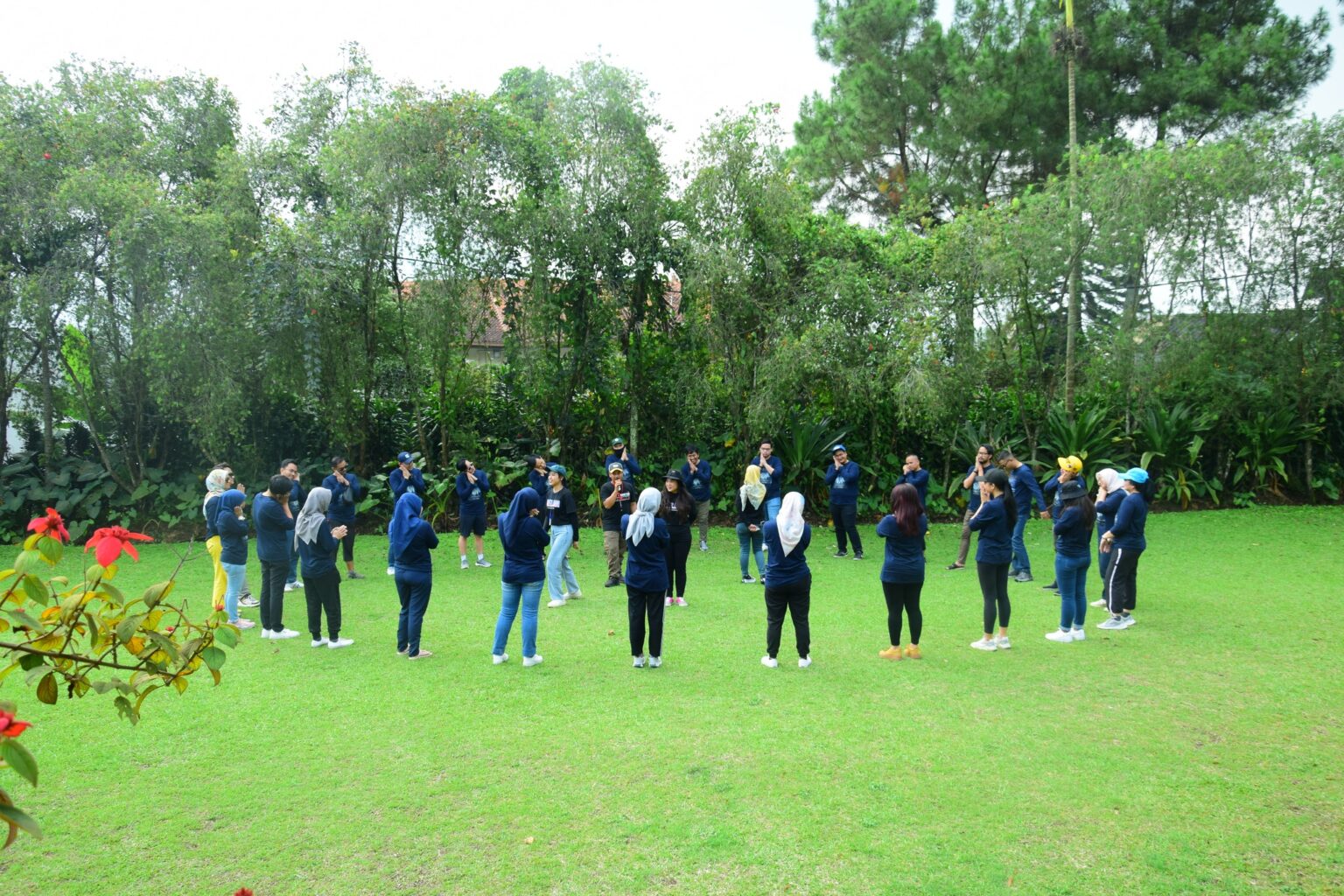 Manfaat Kegiatan Company Gathering Bagi Karyawan Kantor • Bellva ...